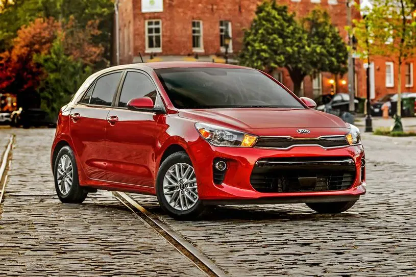 2021 Kia Rio Hatchback Pictures: Interior, Exterior and Dashboard ...