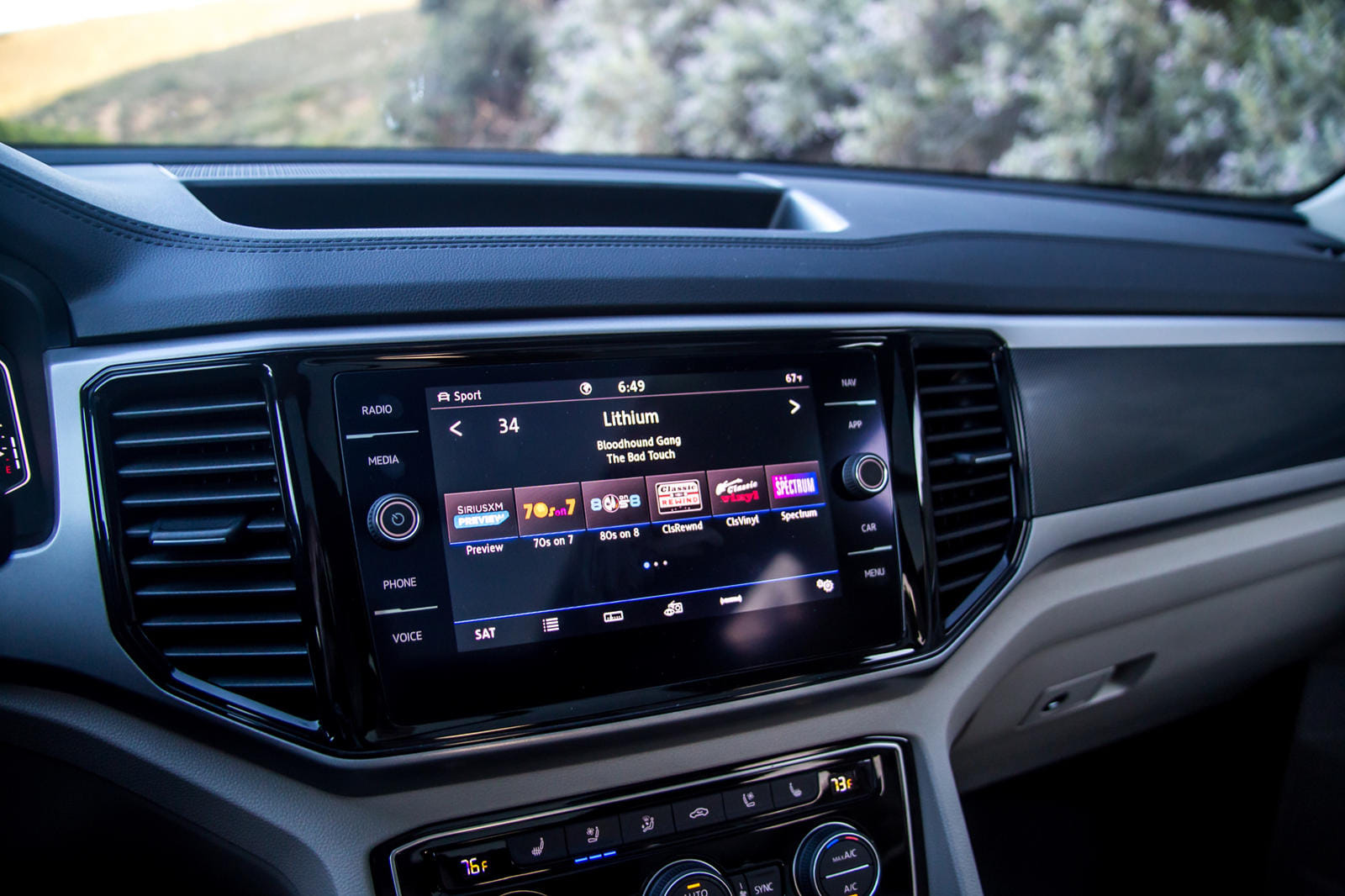 2022 Volkswagen Atlas Interior Review - Seating, Infotainment ...